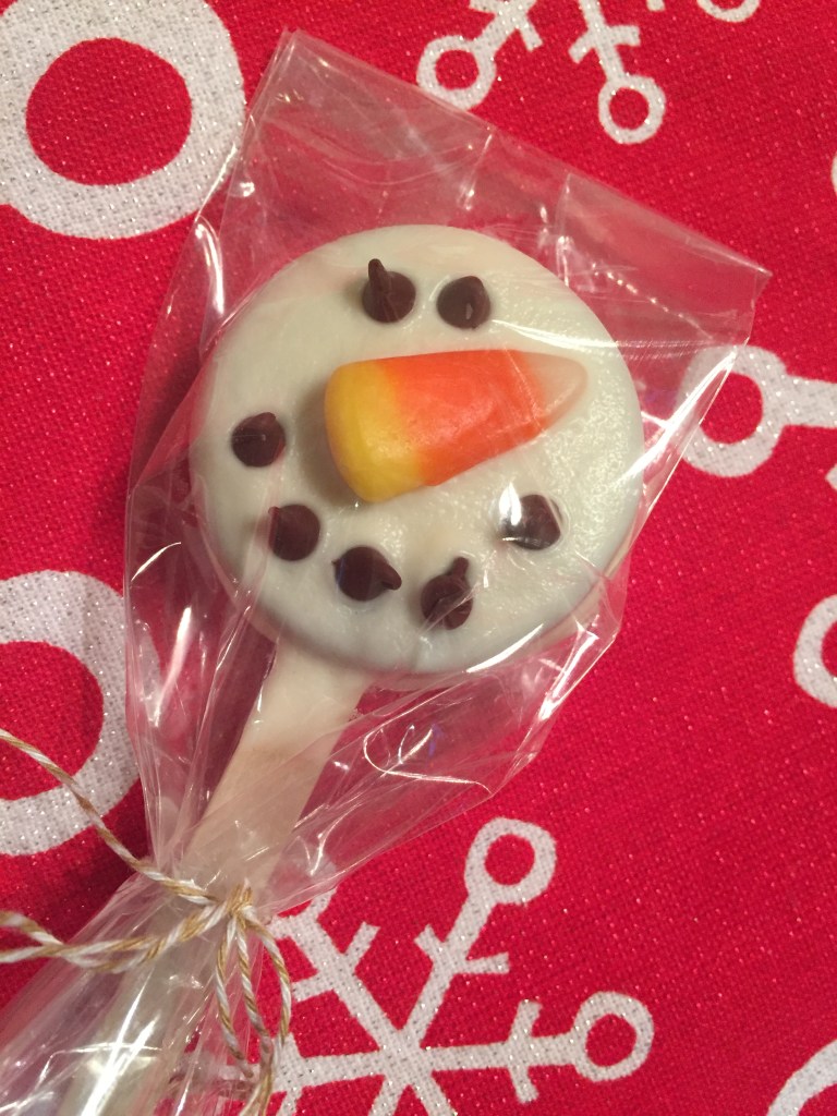 Oreo Snowman Pops | Penny's Food Blog