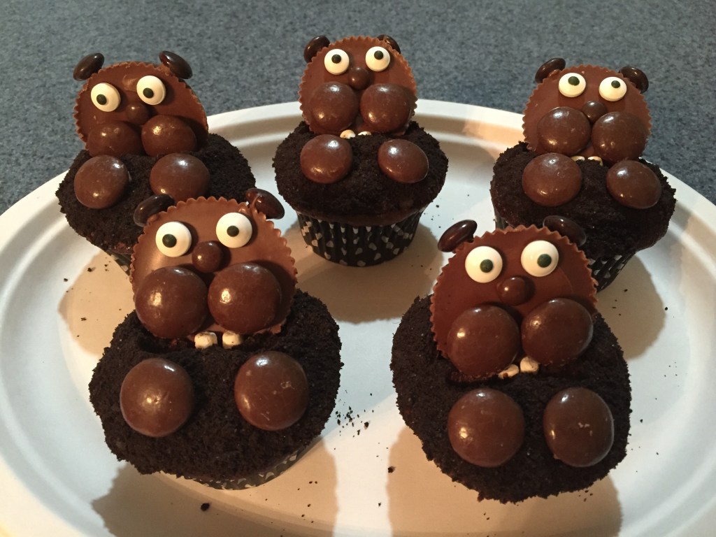 Groundhog Day Cupcakes | Penny's Food Blog