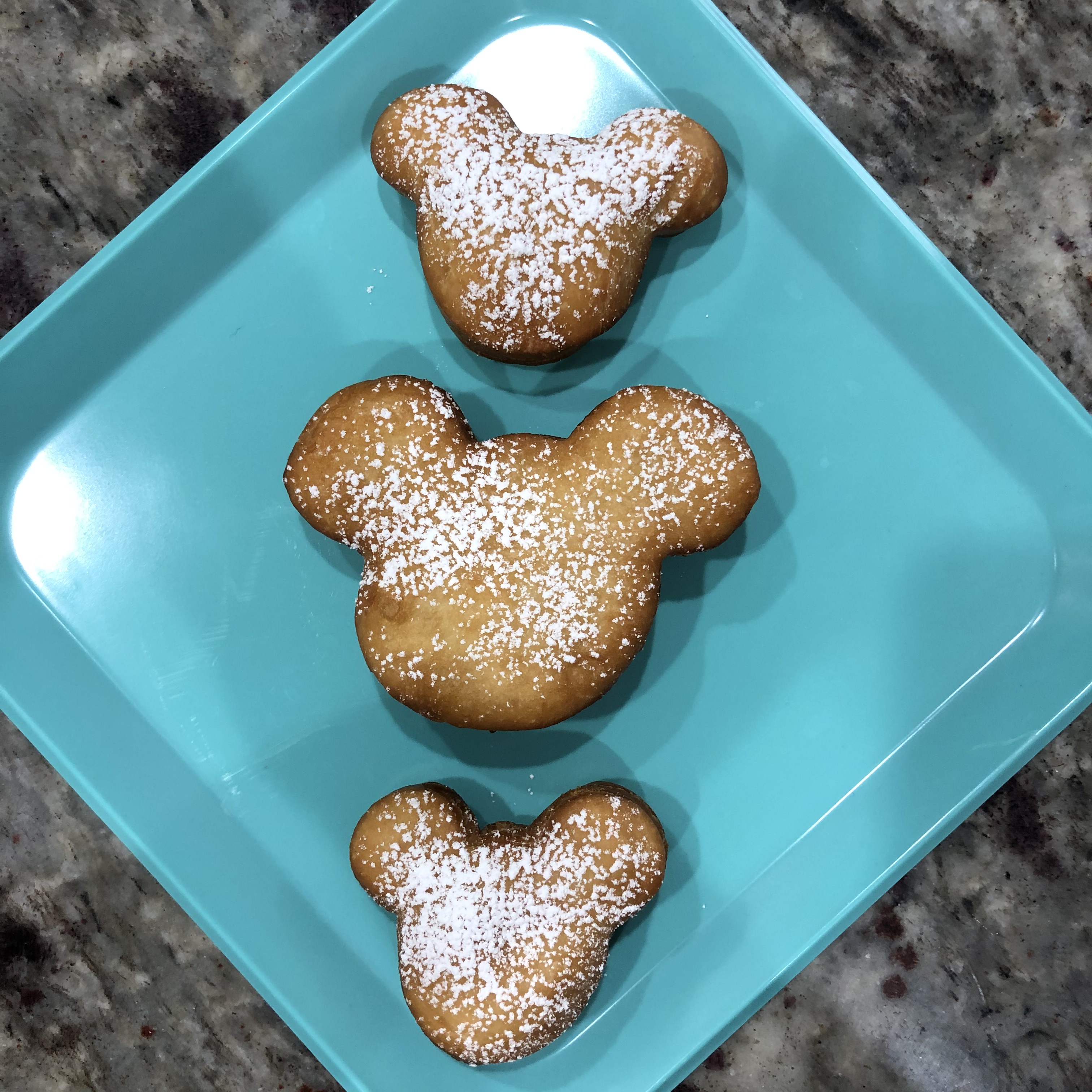 Disneyland’s Mickey Shaped Beignets | Penny's Food Blog
